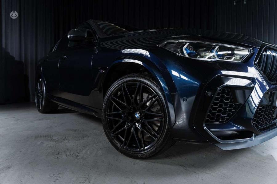 Zils BMW X6 M 2022 Viļņa, ar dzinēja tilpumu 4.40 L un nobraukumu 66 tūkst. km par 69999 €, foto 12 vietnē AUTOMOTO.COM.LV