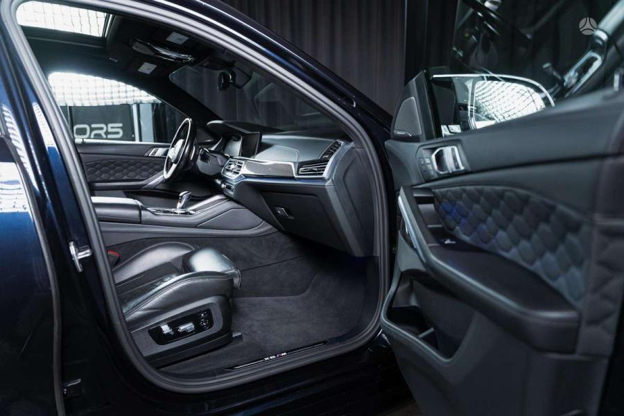 Zils BMW X6 M 2022 Viļņa, ar dzinēja tilpumu 4.40 L un nobraukumu 66 tūkst. km par 69999 €, foto 29 vietnē AUTOMOTO.COM.LV