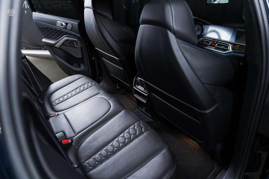 Zils BMW X6 M 2022 Viļņa, ar dzinēja tilpumu 4.40 L un nobraukumu 66 tūkst. km par 69999 €, foto 34 vietnē AUTOMOTO.COM.LV