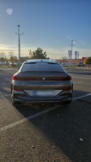 Brūns BMW X6 M 2022 Viļņa, ar dzinēja tilpumu 4.40 L un nobraukumu 35 tūkst. km par 65000 €, foto 4 vietnē AUTOMOTO.COM.LV