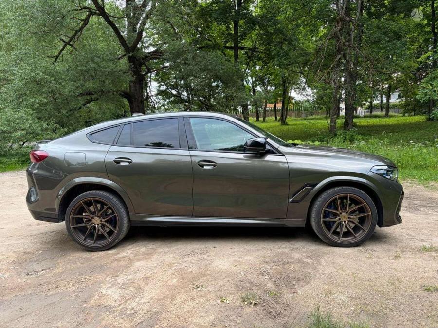 Zaļš BMW X6 M 2022 Viļņa, ar dzinēja tilpumu 4.40 L un nobraukumu 51 tūkst. km par 73999 €, foto 8 vietnē AUTOMOTO.COM.LV