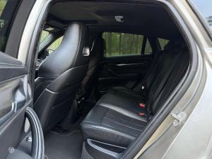 Grey BMW X6 M 2015 in Riga, with an engine capacity of 4.40 L and mileage of 180 thousand km for 28000 €, photo 12 on AUTOMOTO.COM.LV