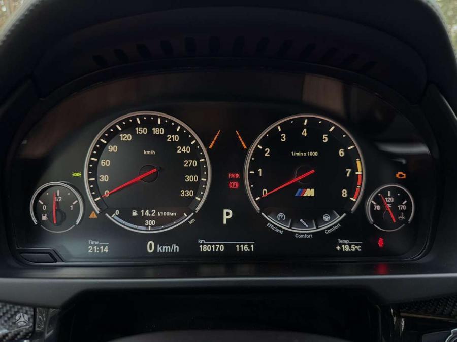 Grey BMW X6 M 2015 in Riga, with an engine capacity of 4.40 L and mileage of 180 thousand km for 28000 €, photo 16 on AUTOMOTO.COM.LV