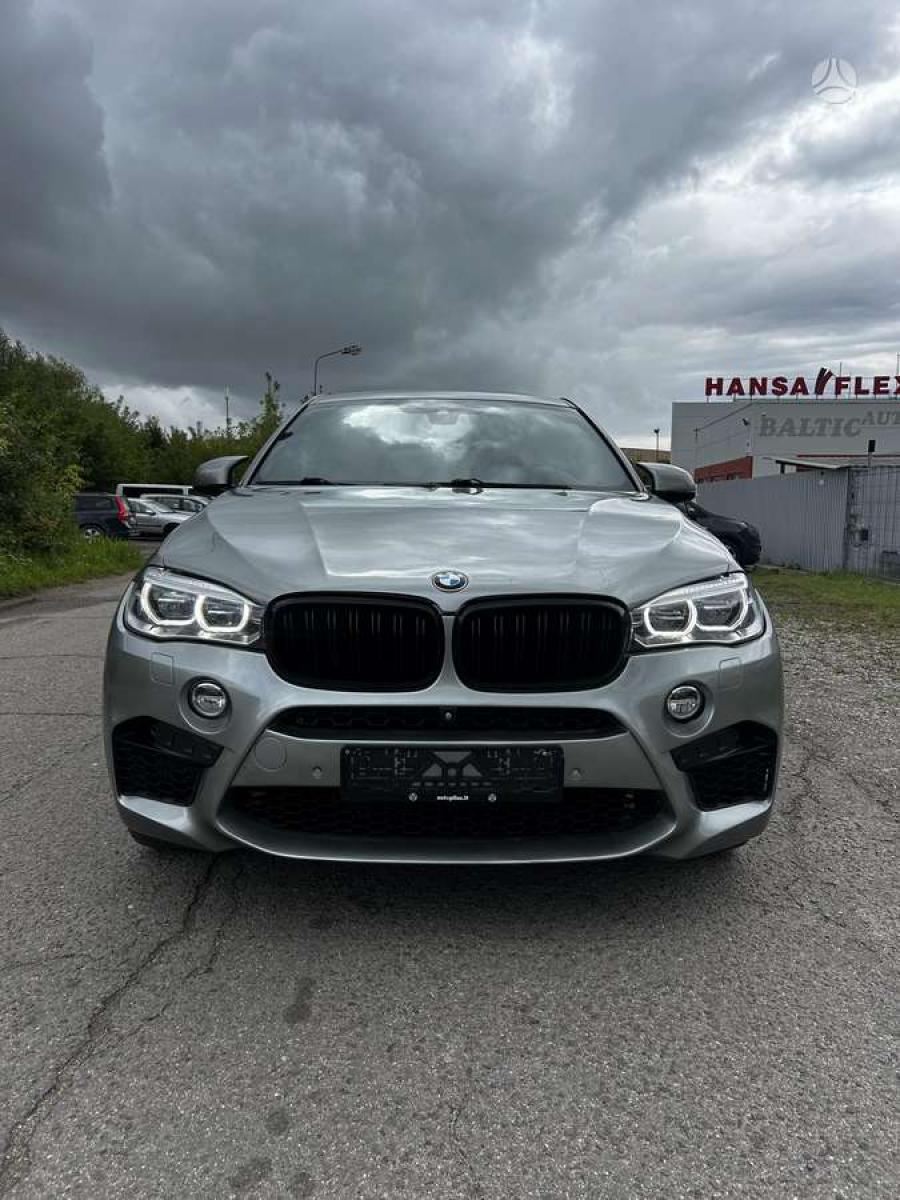 Pelēks BMW X6 M 2016 Panevēža, ar dzinēja tilpumu 4.40 L un nobraukumu 220 tūkst. km par 17200 €, foto 3 vietnē AUTOMOTO.COM.LV
