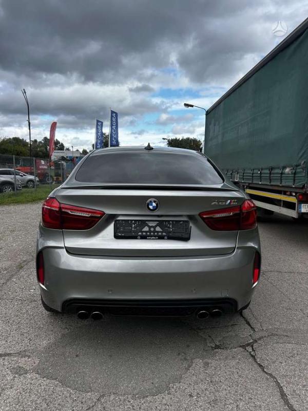 Pelēks BMW X6 M 2016 Panevēža, ar dzinēja tilpumu 4.40 L un nobraukumu 220 tūkst. km par 17200 €, foto 7 vietnē AUTOMOTO.COM.LV