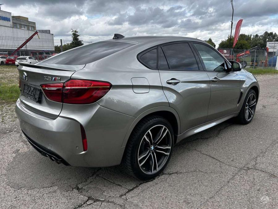 Pelēks BMW X6 M 2016 Panevēža, ar dzinēja tilpumu 4.40 L un nobraukumu 220 tūkst. km par 17200 €, foto 8 vietnē AUTOMOTO.COM.LV