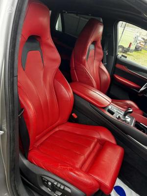 Pelēks BMW X6 M 2016 Panevēža, ar dzinēja tilpumu 4.40 L un nobraukumu 220 tūkst. km par 17200 €, foto 10 vietnē AUTOMOTO.COM.LV