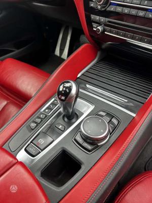 Pelēks BMW X6 M 2016 Panevēža, ar dzinēja tilpumu 4.40 L un nobraukumu 220 tūkst. km par 17200 €, foto 11 vietnē AUTOMOTO.COM.LV