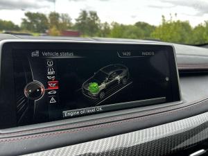 Pelēks BMW X6 M 2016 Panevēža, ar dzinēja tilpumu 4.40 L un nobraukumu 220 tūkst. km par 17200 €, foto 25 vietnē AUTOMOTO.COM.LV