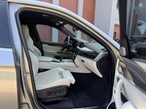 Grey BMW X6 M 2017 in Alytus, with an engine capacity of 4.40 L and mileage of 136 thousand km for 24700 €, photo 10 on AUTOMOTO.COM.LV