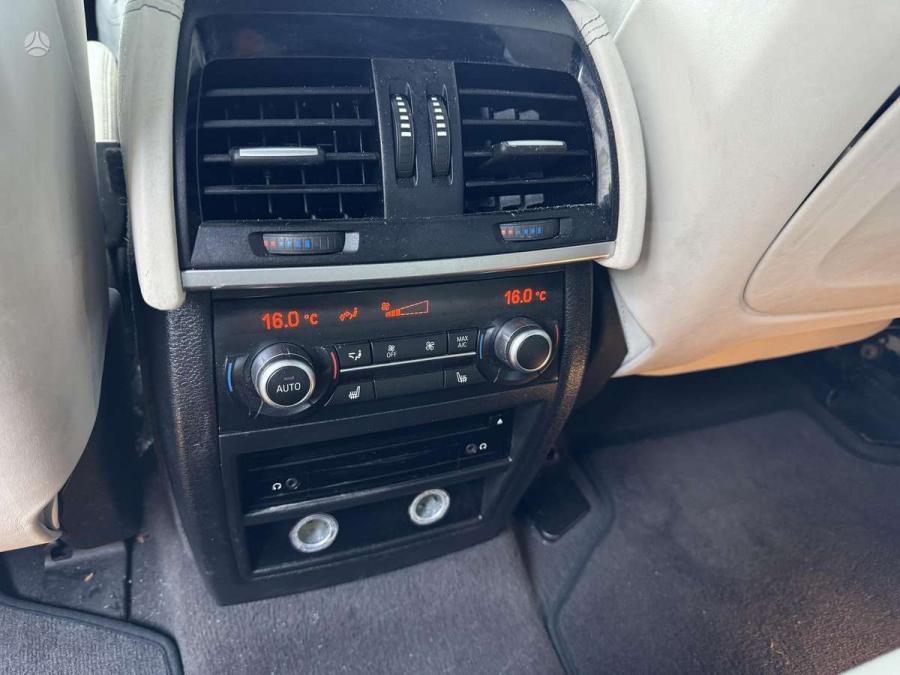 Grey BMW X6 M 2017 in Alytus, with an engine capacity of 4.40 L and mileage of 136 thousand km for 24700 €, photo 22 on AUTOMOTO.COM.LV
