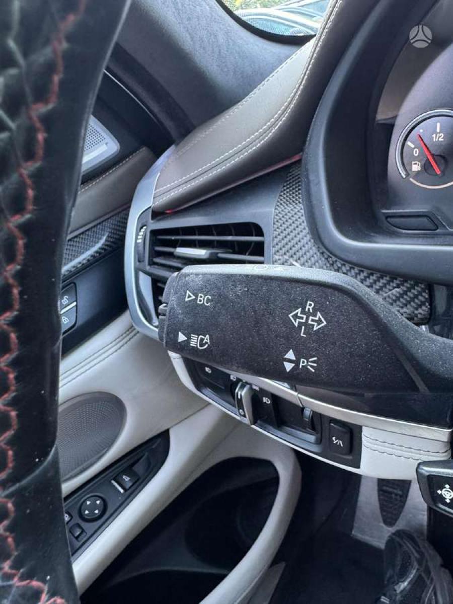 Grey BMW X6 M 2017 in Alytus, with an engine capacity of 4.40 L and mileage of 136 thousand km for 24700 €, photo 26 on AUTOMOTO.COM.LV