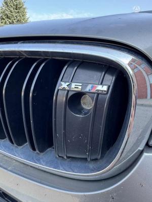 Grey BMW X6 M 2017 in Alytus, with an engine capacity of 4.40 L and mileage of 136 thousand km for 24700 €, photo 32 on AUTOMOTO.COM.LV