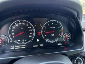 Grey BMW X6 M 2017 in Alytus, with an engine capacity of 4.40 L and mileage of 136 thousand km for 24700 €, photo 42 on AUTOMOTO.COM.LV