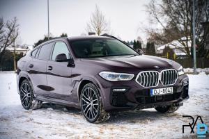 Violet BMW X6 M 2020 in Riga, with an engine capacity of 3.00 L and mileage of 77 thousand km for 56990 €, photo 4 on AUTOMOTO.COM.LV