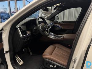 Balts BMW X6 M 2023 Mārupe, ar dzinēja tilpumu 3.00 L un nobraukumu 52 tūkst. km par 69990 €, foto 5 vietnē AUTOMOTO.COM.LV