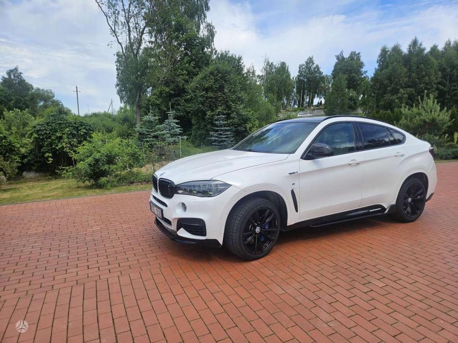 Balts BMW X6 M 2015 Elektrėnai, ar dzinēja tilpumu 2.99 L un nobraukumu 396 tūkst. km par 22499 €, foto 3 vietnē AUTOMOTO.COM.LV