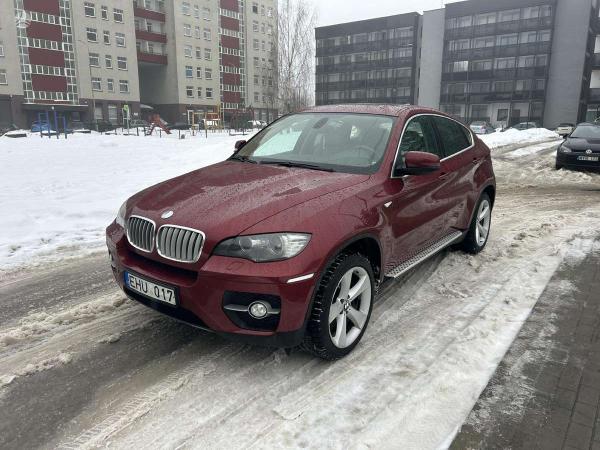 Red BMW X6 2009 in Vilnius, with an engine capacity of 2.99 L and mileage of 278 thousand km for 10300 €, photo 2 on AUTOMOTO.COM.LV