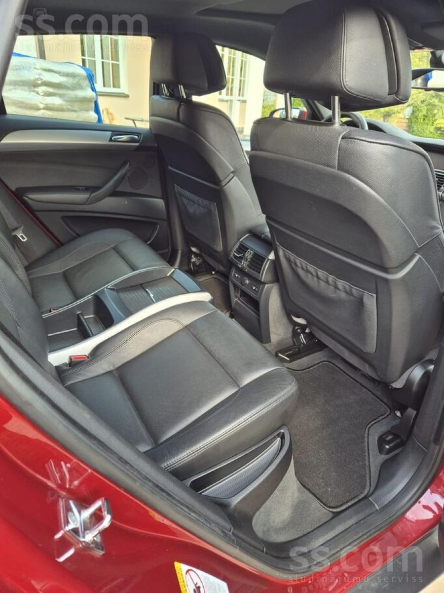 Red BMW X6 2009 in Daugavpils, with an engine capacity of 3.00 L and mileage of 315 thousand km for 11200 €, photo 7 on AUTOMOTO.COM.LV