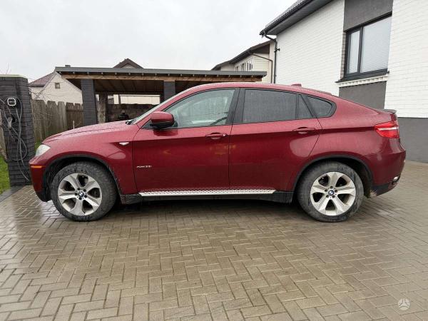 Red BMW X6 2010 in Klaipeda, with an engine capacity of 2.98 L and mileage of 210 thousand km for 9500 €, photo 2 on AUTOMOTO.COM.LV