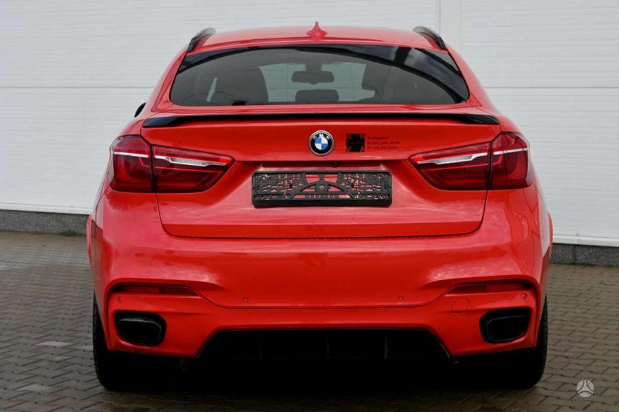 Red BMW X6 2015 in Kretinga, with an engine capacity of 2.98 L and mileage of 128 thousand km for 28999 €, photo 9 on AUTOMOTO.COM.LV