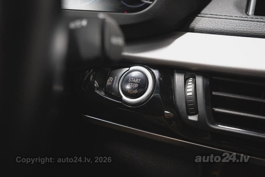 Red BMW X6 2015 in Tartu, with an engine capacity of 3.00 L and mileage of 209 thousand km for 23000 €, photo 19 on AUTOMOTO.COM.LV