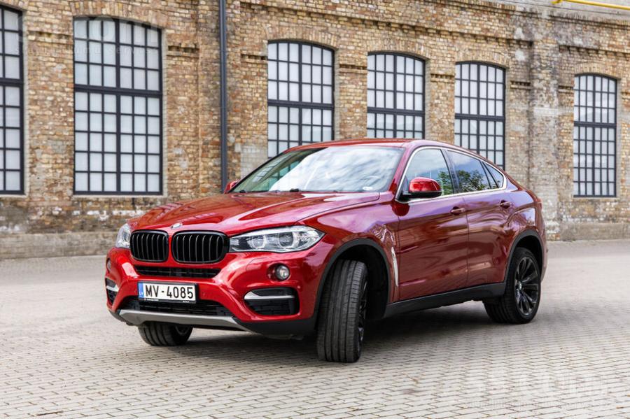 Red BMW X6 2017 in Riga, with an engine capacity of 3.00 L and mileage of 175 thousand km for 29000 €, photo 1 on AUTOMOTO.COM.LV