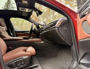 Sarkans BMW X6 2017 Rīga, ar dzinēja tilpumu 3.00 L un nobraukumu 109 tūkst. km par 32500 €, foto 12 vietnē AUTOMOTO.COM.LV