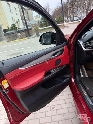 Red BMW X6 2018 in Vilnius, with an engine capacity of 3.00 L and mileage of 243 thousand km for 26200 €, photo 11 on AUTOMOTO.COM.LV