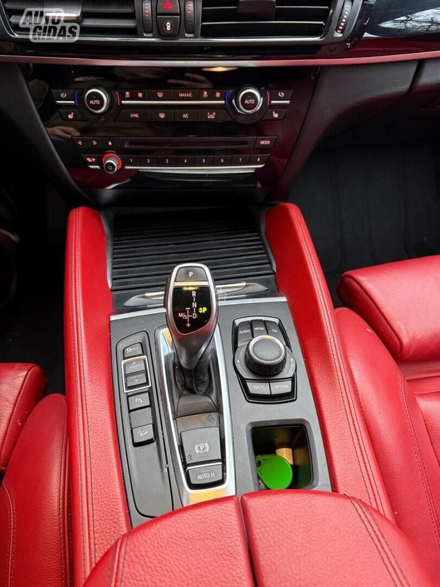 Red BMW X6 2018 in Vilnius, with an engine capacity of 3.00 L and mileage of 243 thousand km for 26200 €, photo 13 on AUTOMOTO.COM.LV