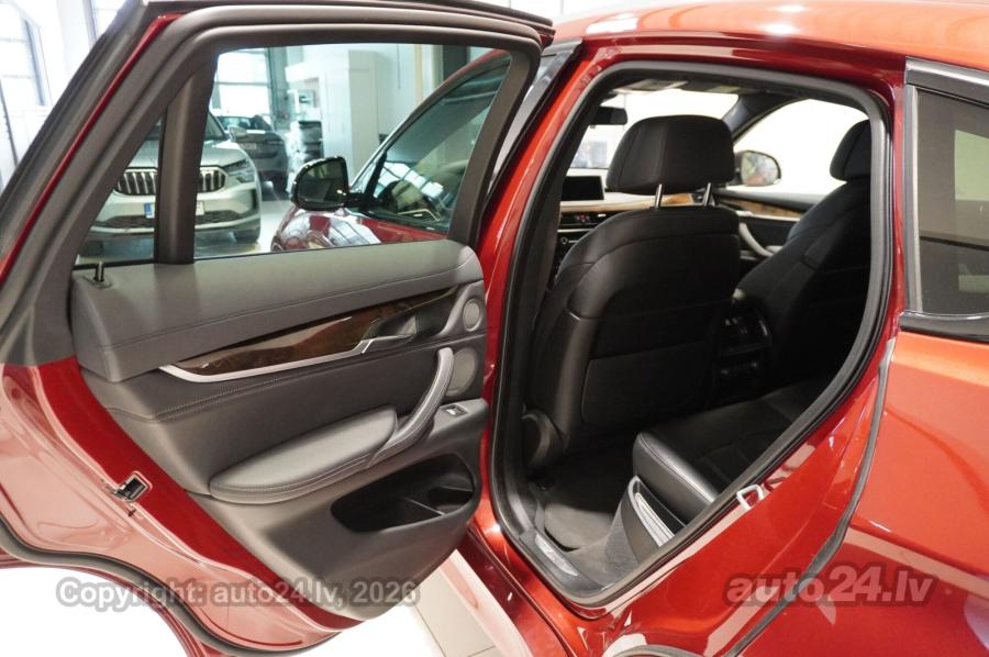 Sarkans BMW X6 2018 Tallina, ar dzinēja tilpumu 3.00 L un nobraukumu 149 tūkst. km par 28500 €, foto 11 vietnē AUTOMOTO.COM.LV