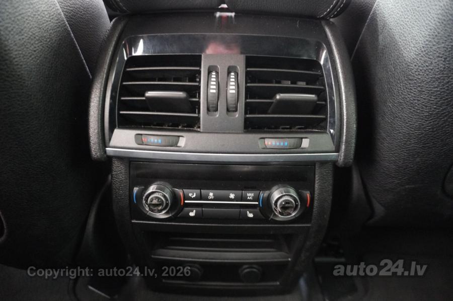 Sarkans BMW X6 2018 Tallina, ar dzinēja tilpumu 3.00 L un nobraukumu 149 tūkst. km par 28500 €, foto 13 vietnē AUTOMOTO.COM.LV
