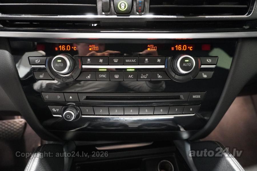 Sarkans BMW X6 2018 Tallina, ar dzinēja tilpumu 3.00 L un nobraukumu 149 tūkst. km par 28500 €, foto 24 vietnē AUTOMOTO.COM.LV