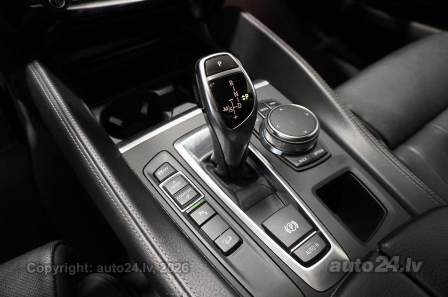Sarkans BMW X6 2018 Tallina, ar dzinēja tilpumu 3.00 L un nobraukumu 149 tūkst. km par 28500 €, foto 25 vietnē AUTOMOTO.COM.LV