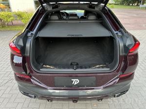 Red BMW X6 2020 in Jelgava, with an engine capacity of 3.00 L and mileage of 118 thousand km for 53500 €, photo 8 on AUTOMOTO.COM.LV