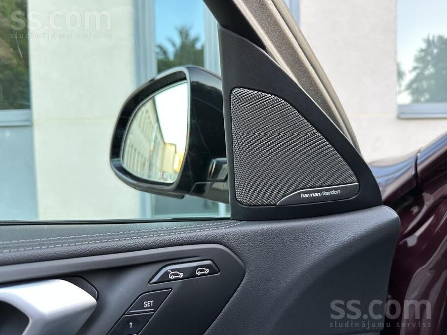 Red BMW X6 2020 in Jelgava, with an engine capacity of 3.00 L and mileage of 118 thousand km for 53500 €, photo 20 on AUTOMOTO.COM.LV