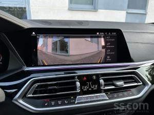 Red BMW X6 2020 in Jelgava, with an engine capacity of 3.00 L and mileage of 118 thousand km for 53500 €, photo 28 on AUTOMOTO.COM.LV