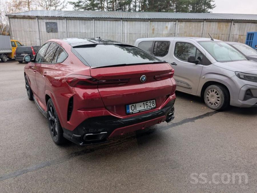 Красный БМВ Х6 2021 в Рига, объемом двигателя 3.00 л и пробегом 118 тыс. км за 51000 €, фото 9 на AUTOMOTO.COM.LV