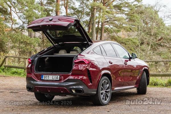 Sarkans BMW X6 2024 Tallina, ar dzinēja tilpumu 3.00 L un nobraukumu 45 tūkst. km par 91500 €, foto 7 vietnē AUTOMOTO.COM.LV