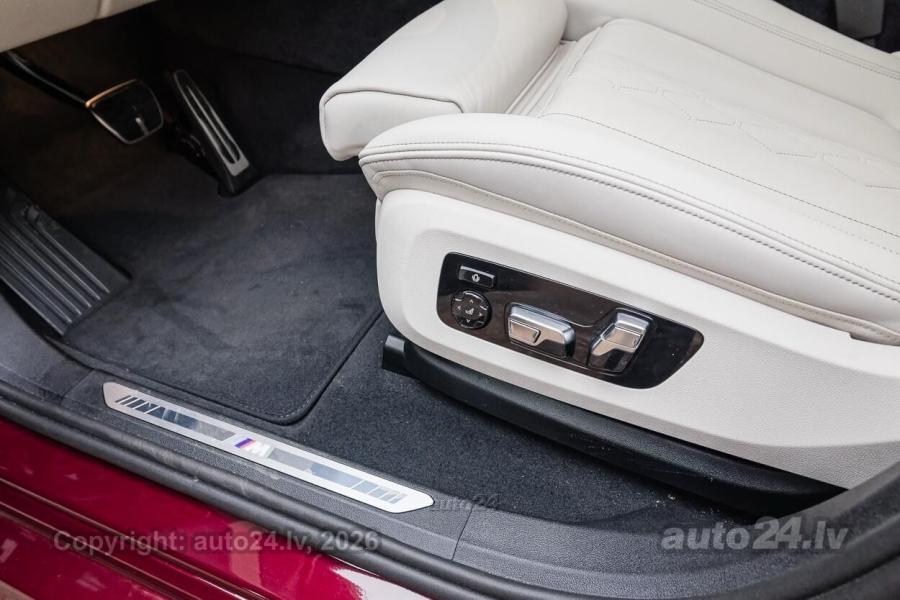 Sarkans BMW X6 2024 Tallina, ar dzinēja tilpumu 3.00 L un nobraukumu 45 tūkst. km par 91500 €, foto 12 vietnē AUTOMOTO.COM.LV