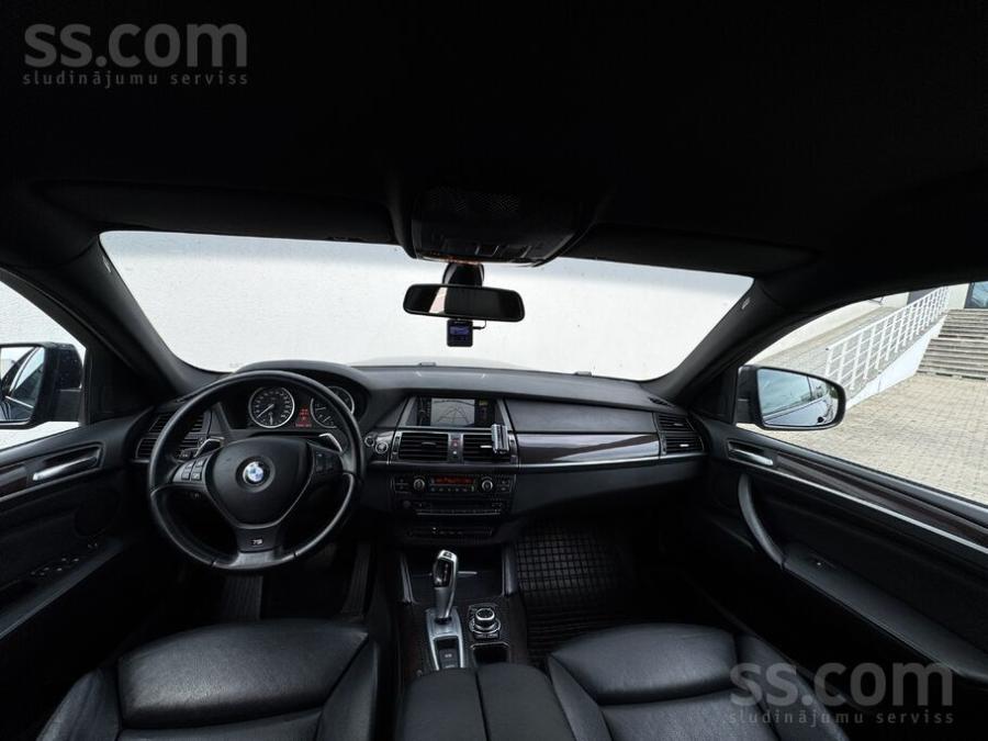 Violet BMW X6 2013 in Riga, with an engine capacity of 3.00 L and mileage of 0 thousand km for 12750 €, photo 7 on AUTOMOTO.COM.LV