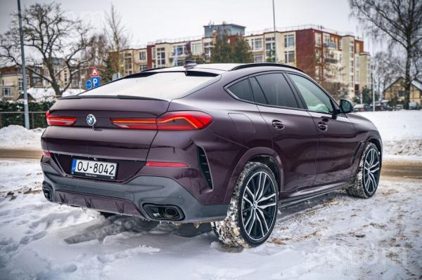 Violets BMW X6 2020 Rīga, ar dzinēja tilpumu 3.00 L un nobraukumu 0 tūkst. km par 56990 €, foto 4 vietnē AUTOMOTO.COM.LV