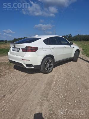 Balts BMW X6 2013 Dobele, ar dzinēja tilpumu 3.00 L un nobraukumu 238 tūkst. km par 15444 €, foto 3 vietnē AUTOMOTO.COM.LV