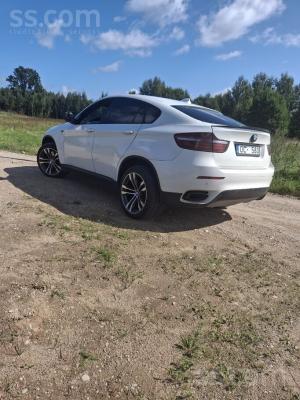 Balts BMW X6 2013 Dobele, ar dzinēja tilpumu 3.00 L un nobraukumu 238 tūkst. km par 15444 €, foto 4 vietnē AUTOMOTO.COM.LV