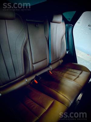Balts BMW X6 2019 Rīga, ar dzinēja tilpumu 3.00 L un nobraukumu 160 tūkst. km par 33500 €, foto 14 vietnē AUTOMOTO.COM.LV