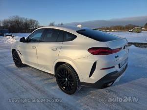 Balts BMW X6 2022 Tallina, ar dzinēja tilpumu 3.00 L un nobraukumu 82 tūkst. km par 74000 €, foto 2 vietnē AUTOMOTO.COM.LV