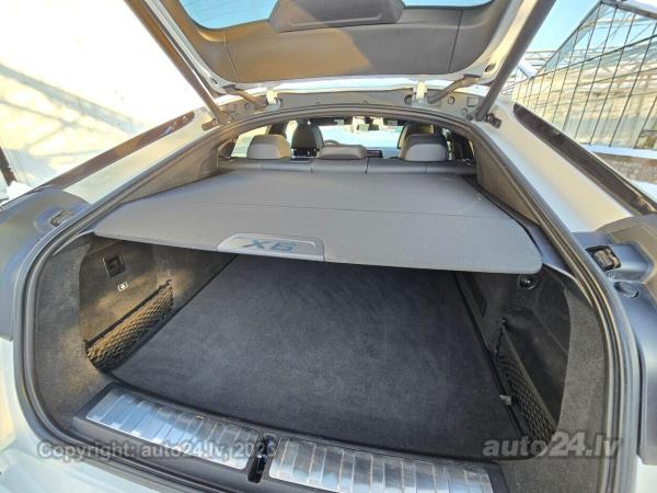Balts BMW X6 2022 Tallina, ar dzinēja tilpumu 3.00 L un nobraukumu 82 tūkst. km par 74000 €, foto 11 vietnē AUTOMOTO.COM.LV