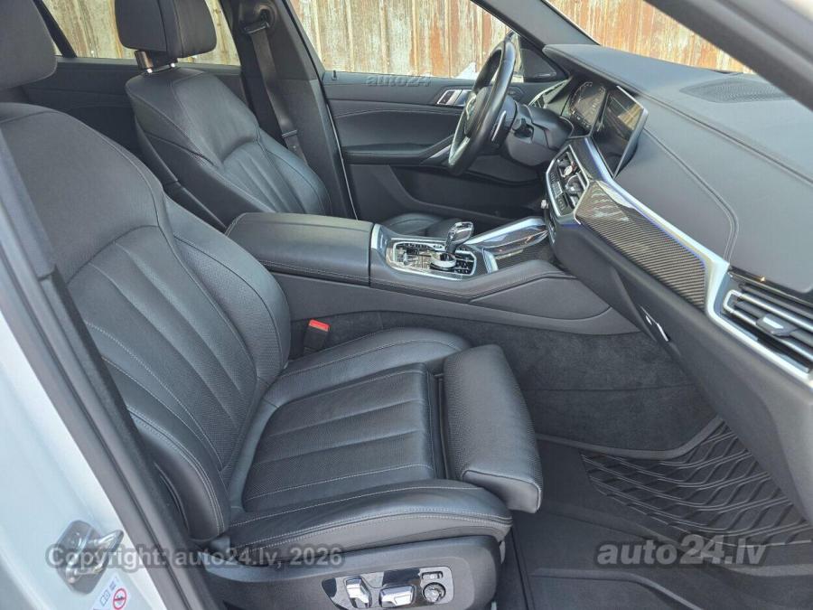 Balts BMW X6 2022 Tallina, ar dzinēja tilpumu 3.00 L un nobraukumu 82 tūkst. km par 74000 €, foto 14 vietnē AUTOMOTO.COM.LV