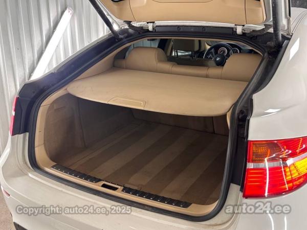 Balts BMW X6 2009 Tallina, ar dzinēja tilpumu 3.00 L un nobraukumu 281 tūkst. km par 9900 €, foto 11 vietnē AUTOMOTO.COM.LV