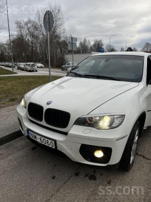 Белый БМВ Х6 2009 в Рига, объемом двигателя 3.00 л и пробегом 370 тыс. км за 9900 €, фото 4 на AUTOMOTO.COM.LV